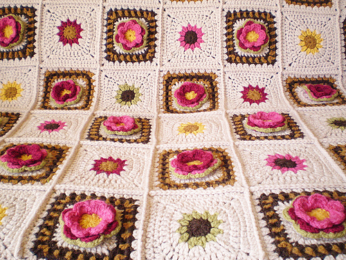Ravelry: Country Rose pattern by Frankie Brown