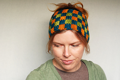 Ravelry: Color by Number Checkered Headband pattern by Lee Meredith
