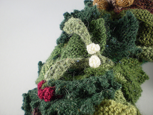 knitted mistletoe