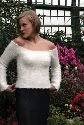 Ravelry: Ballet Neckline Raglan pattern by Josi Hannon Madera