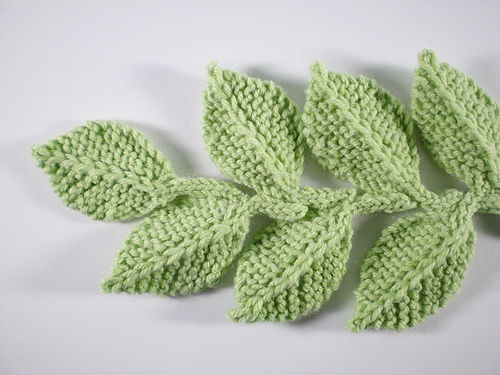 Ravelry: Springtime Wreath, Leaves pattern by Frankie Brown