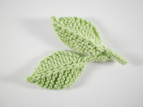 Ravelry: Springtime Wreath, Leaves pattern by Frankie Brown