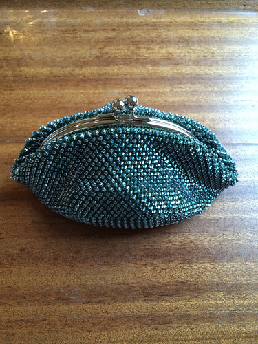Ravelry: #02 Beaded Crochet Purse pattern by Naoko Shimoda (下田 直子)