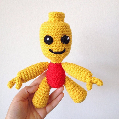 Ravelry: KnitsForLife's Lego Sackboys