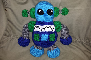 Ravelry: caitinc's Cuddly Robot