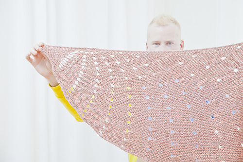 Ravelry: Dotted Rays pattern by Stephen West