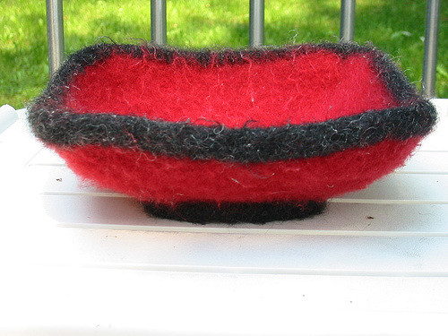 Ravelry: Felted Square Bowl pattern by Debbie Barisa