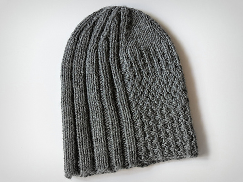 Ravelry: Tuesday Hat pattern by yellowcosmo