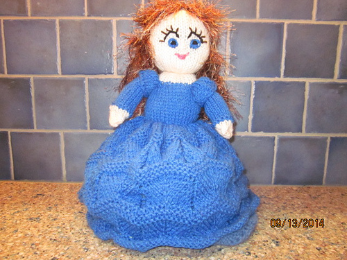 Ravelry: Little Mermaid Topsy-Turvy Doll Set pattern by Carla Cuadros