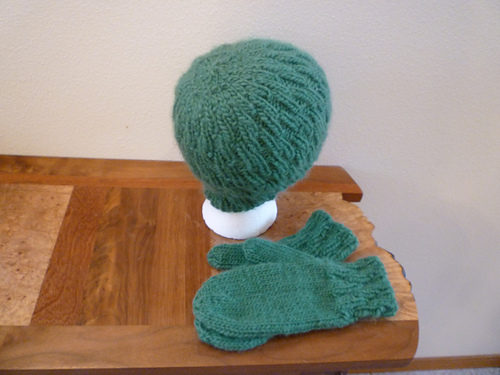 Ravelry: Gnarly Hat pattern by Diana Troldahl