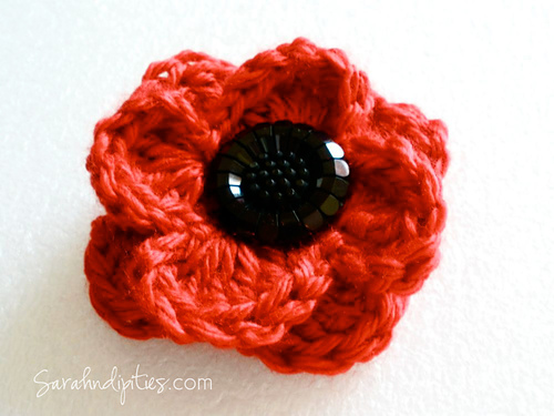 Ravelry: Remembrance Poppy pin pattern by Sarahndipities Designs