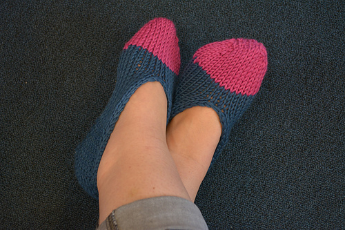 Ravelry: Easy, Cozy Colour Block Slippers pattern by 12 Little Things