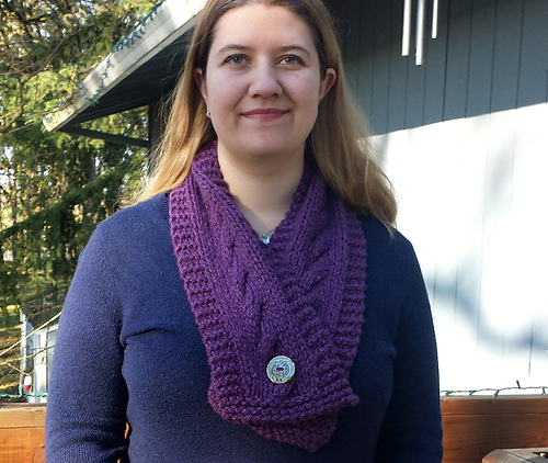 Ravelry: Carlton Scarf pattern by Kelli Slack