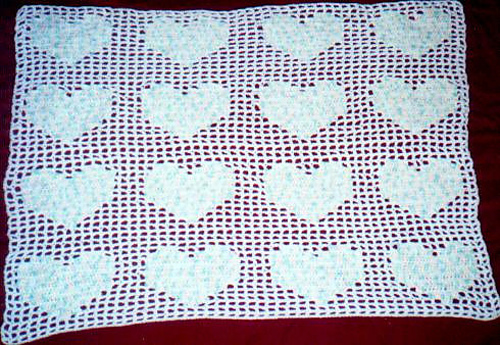 Ravelry: Filet Heart Afghan pattern by SAG55