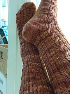 Ravelry: laurabelle's Cable Rib Socks