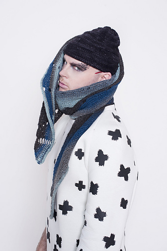 Ravelry: Dotted Rays (self striping) pattern by Stephen West