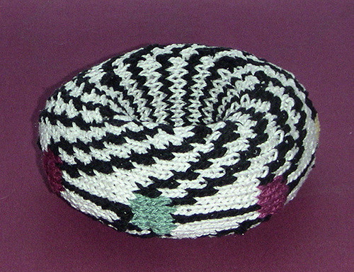 Ravelry: edge-y K_7 on a torus pattern by sarah-marie belcastro