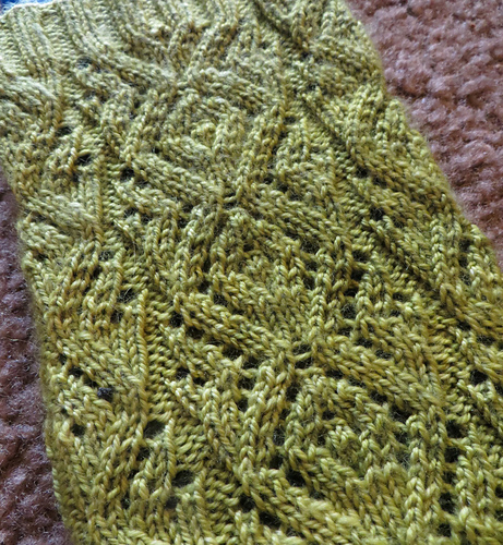 Ravelry: Archimedes Socks pattern by verybusymonkey