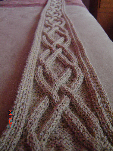 Ravelry: Aran Scarf pattern by Veronica Manno