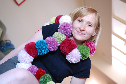 Ravelry: Pom-Pom Boa pattern by Leigh Radford