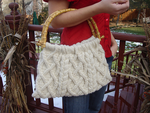 Ravelry: Fashion Cable Knit Bag pattern by Patons