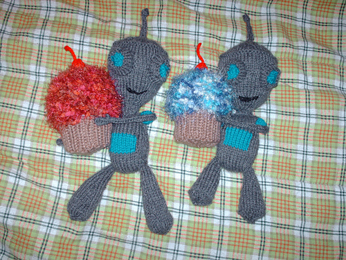 Ravelry: Gir pattern by TChemGrrl