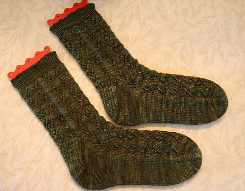 Ravelry: Tic-Tac-Toe-Up Socks pattern by Wendy D. Johnson