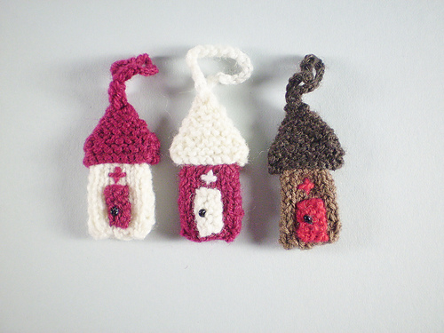 Ravelry: Needle Tree 11 Tall House pattern by Frankie Brown