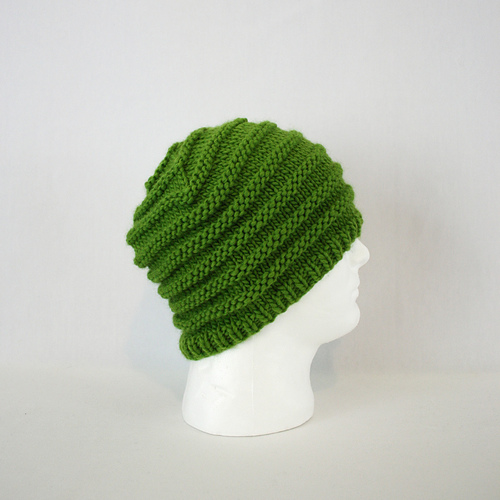 Ravelry: Rib Stripe Bulky Hat pattern by Anne Heidemann