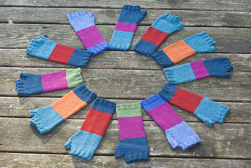 Ravelry: Montreal Mitts pattern by Virginia Sattler-Reimer