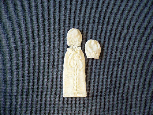 Ravelry: Micro Preemie Bunting pattern by MaryMGlynn