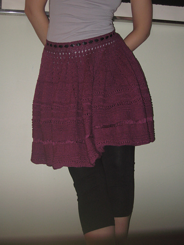 Ravelry: Puffball Skirt pattern by Weardowney