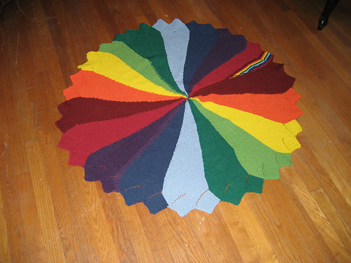 Ravelry: Pinwheel Round Rug pattern by Cascade Yarns® Design Team