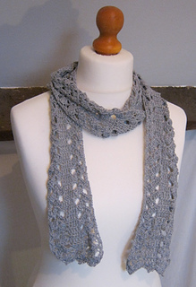 Ravelry: Yarrow pattern by Clare Blowers