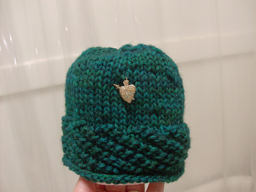 Ravelry: Milagro Diagonal Rib Hat pattern by Miranda Harp