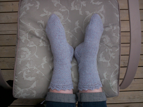 Ravelry: Ruffle Edged Sock pattern by Patons