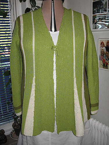 Ravelry: 106-1 Greyscale pattern by DROPS design