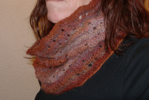 Ravelry: Lacey Small Shell Cowl pattern by Teyani