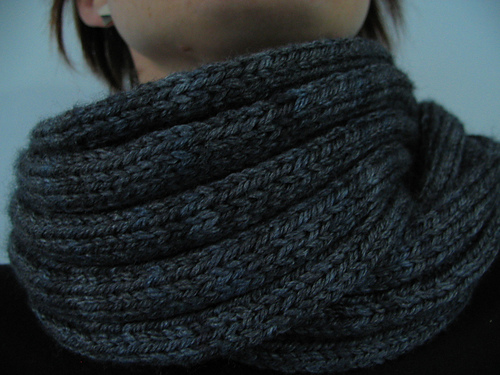 Ravelry: Looped Loop pattern by Kirsten Johnstone