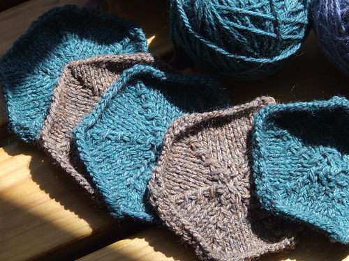 Ravelry: Knit Hexagon Pattern pattern by Knitty Rosy