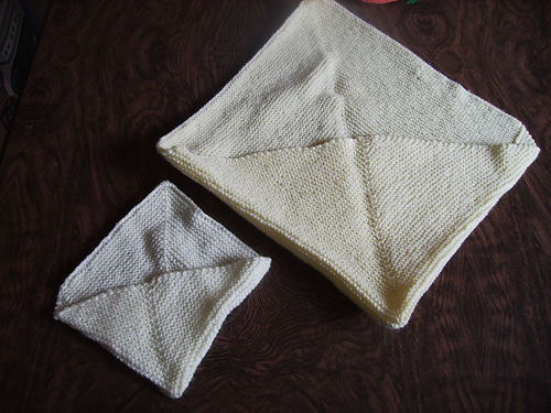 Ravelry: Angel's Pocket pattern by Jackie Q