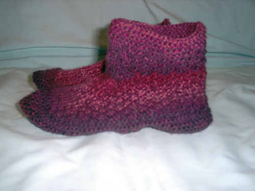 Ravelry: TV slippers pattern by Bronwyn Lowenthal