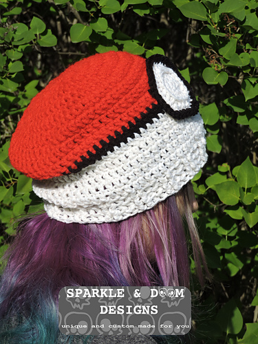 Ravelry: Pokemon Ball Mod Beanie & Slouch pattern by Sparkle & Doom Designs