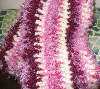 Ravelry: Stramendous Textured Vertical Scarf pattern by Stramenda