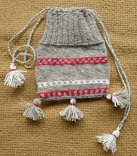 Ravelry: Gunnister Man's Pouch pattern by Deborah Pulliam