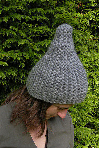 Ravelry: 108-19 hat worked from side to side pattern by DROPS design