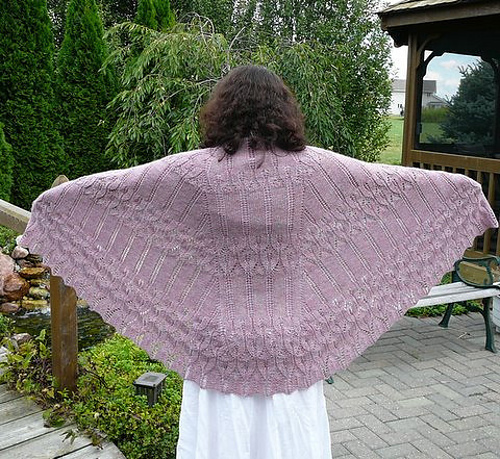 Ravelry: Daedalus pattern by Helen Whatley