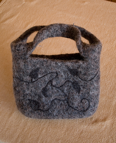 Ravelry: Quick Felted Bag pattern by Sue Coffrin