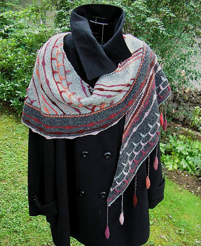 Ravelry: Shishechka pattern by Christine de Savoie