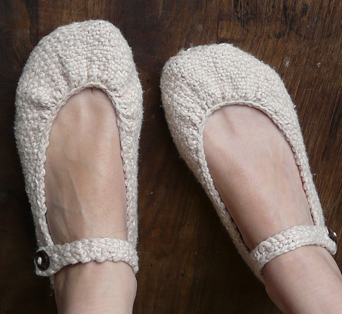 Ravelry: Bobble Ballerina Slippers pattern by Lucy Hulett